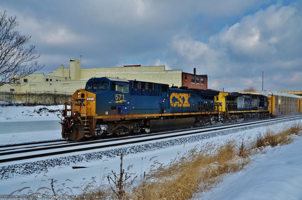 CSX 571